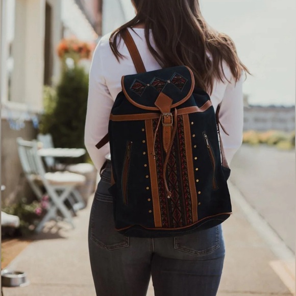 Leather | Bags | Boho Leather Suede Bucket Style Backpackethnic ...
